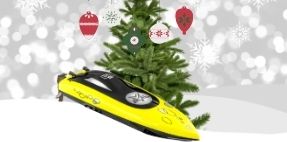 Best RC Boats For Christmas - RC Boat Guide [Holidays 2022]